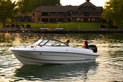 Bayliner® International Boats