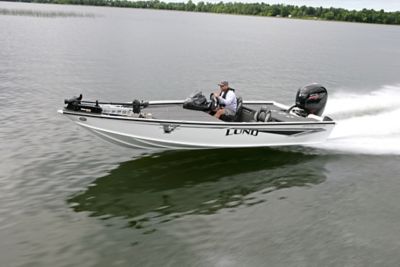 Lund® Pro V Musky 1875 - 18 Foot Premium Aluminum Muskie Boat