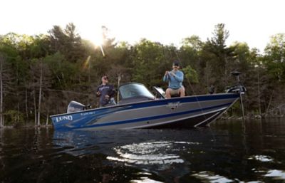Lund® Pro V 1875 - Aluminum Tournament Walleye Fishing Boat