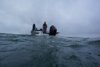 Lund® Pro V 1975 - 19 Foot Best Professional Walleye Fishing Boat