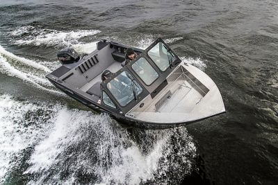 Crestliner 2050 Commander Elite | Big Water Deep-V Fishing Boats