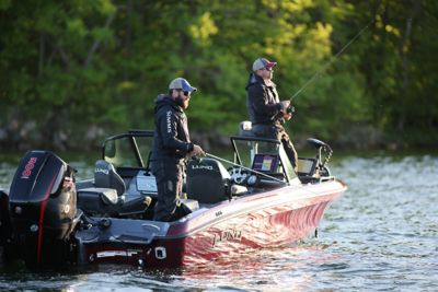 Lund® Fiberglass Fishing Boats - Pro V GL 219 Best Walleye Boats