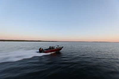 Lund® Fiberglass Fishing Boats - Pro V GL 219 Best Walleye Boats