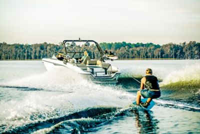 5 Wake Boating Tips for Safely Towing Riders | Heyday
