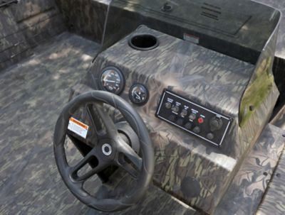 Lund® Predator 2070 - 20 Foot Best Hunting and Bowfish Boats