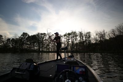 Lund® Pro V Musky 1875 - 18 Foot Premium Aluminum Muskie Boat