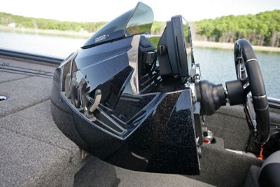 Lund® Pro V Musky 2075 - 20 Foot Aluminum Fishing Boat for Muskie