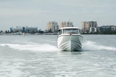 Bayliner T23 Explorer Fishing Boat with Cabin | Bayliner
