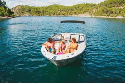 Bayliner V20 and V20i Bowriders | Bayliner Boats