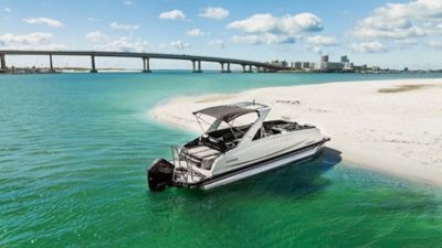 Crowne SL 250 Tritoon | Harris Pontoon Boats